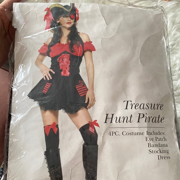 Leg Avenue | Other | Leg Avenue Treasure Hunt Pirate Costume | Poshmark